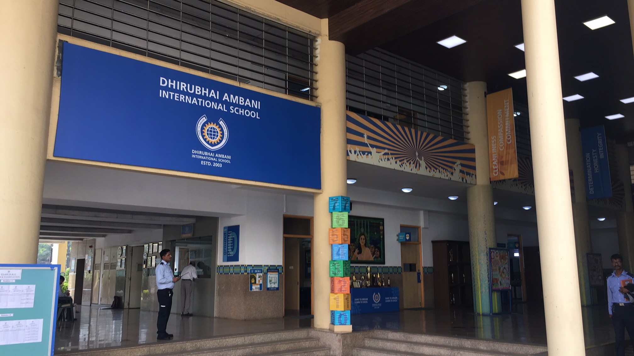 Dhirubhai Ambani International School Logo Dhirubhai Ambani