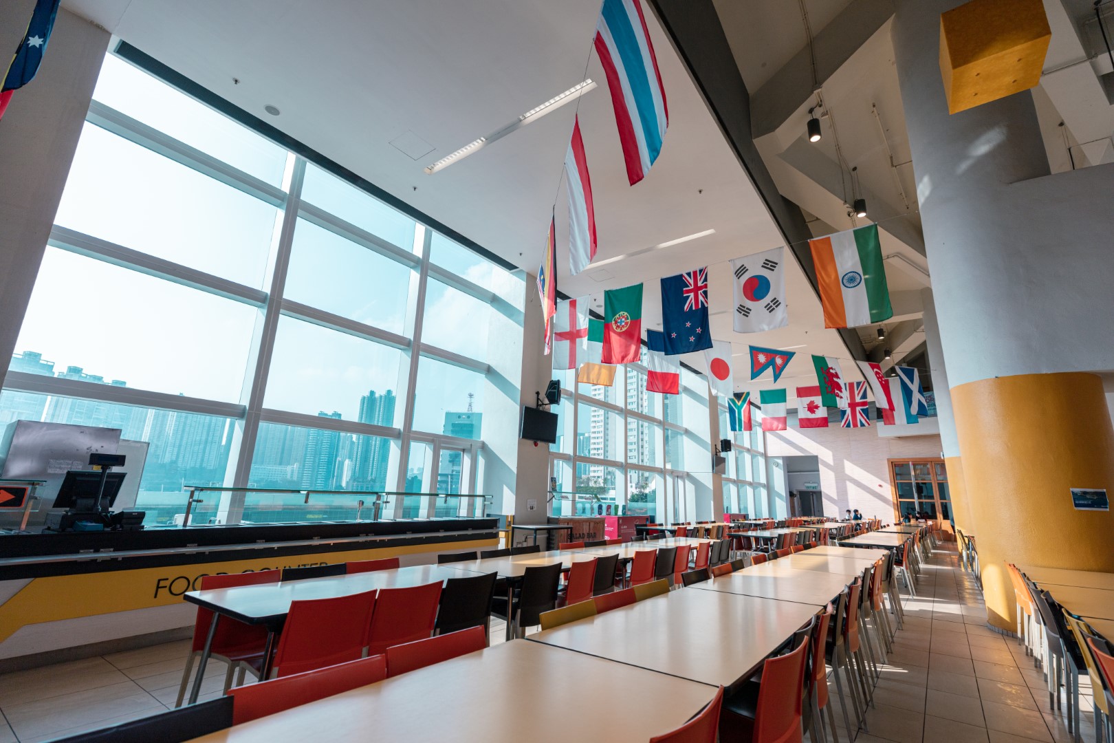 Victoria Shanghai Academy Logo